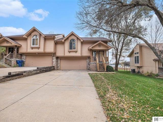 1803 Brenda Dr, Bellevue, NE 68005