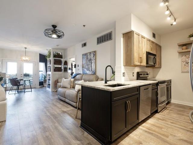 1803 Broadway Apt 624, Nashville, TN 37203