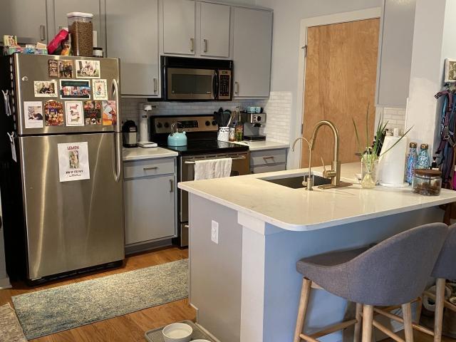 1803 Broadway # 203