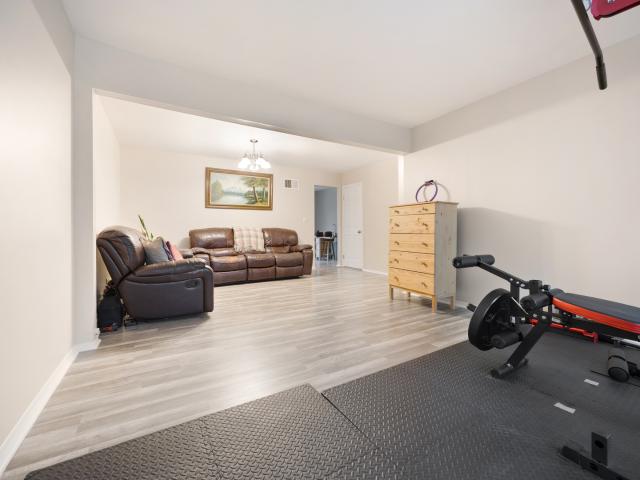 1803 Dumont Lane