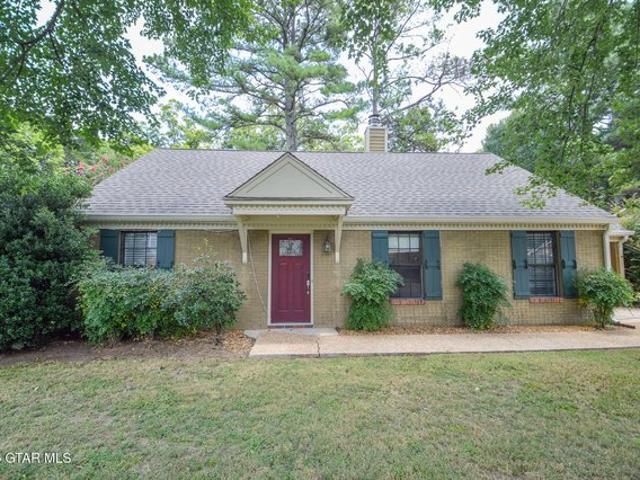 1803 Douglas McArthur Dr, Starkville, MS 39759