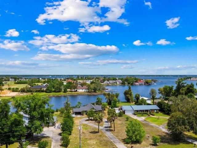 1803 E 9th St, Lynn Haven, FL 32444
