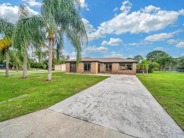 1803 E Easy St, Fort Pierce, FL 34982 | MLS #A11958
