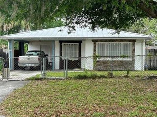 1803 E Seward Street E, Tampa, FL 33604