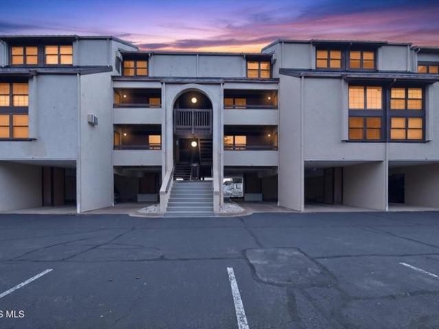 1803 E Perry St Apt 44, Port Clinton, OH 43452