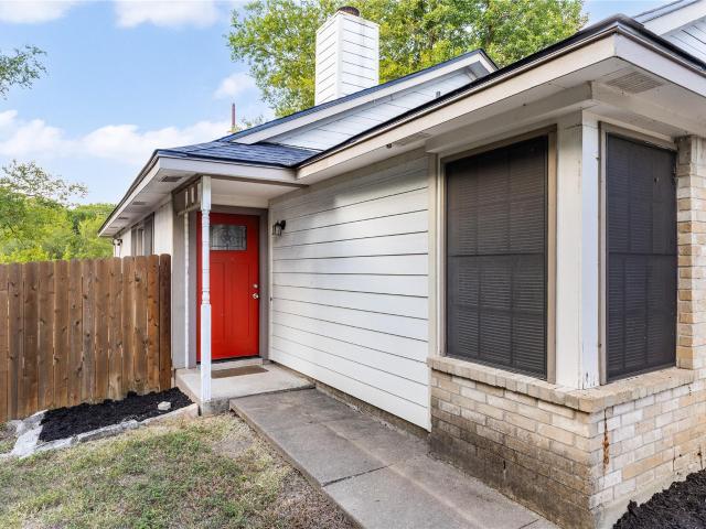 1803 Heatherglen Ln