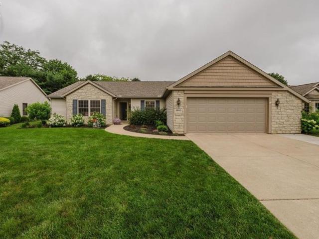 1803 Lake Forest Dr, Huron, OH 44839