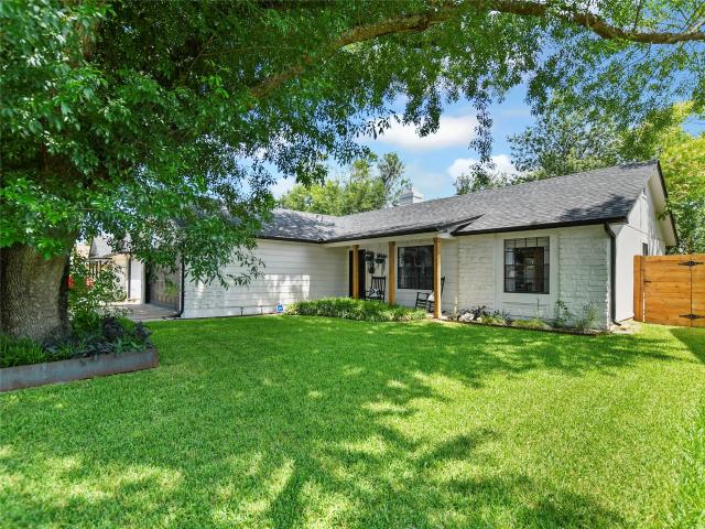 1803 Primrose Trl