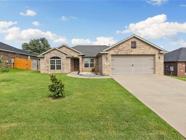 1803 SW Elington St, Bentonville, AR 72713