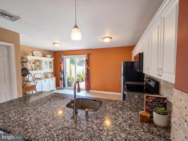 1803 Walnut Ridge Estates