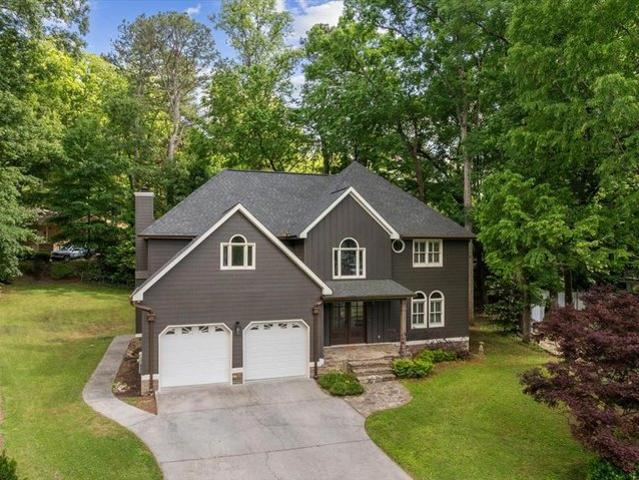 1803 Waterford Pl, Dalton, GA 30720