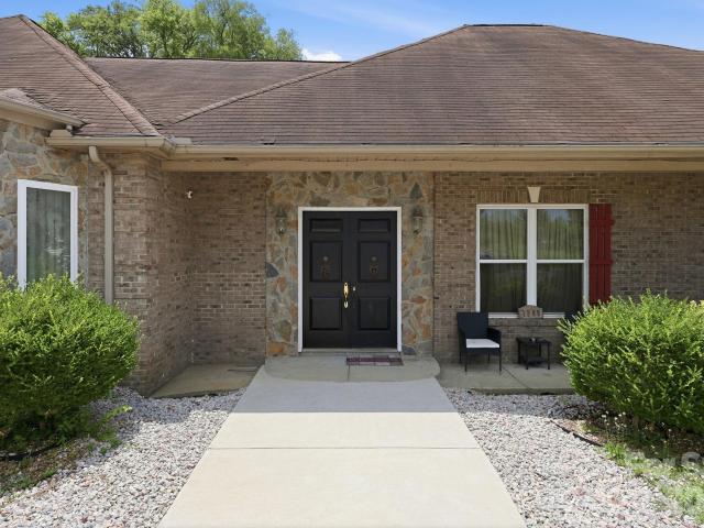1803 Wilton Gate Drive