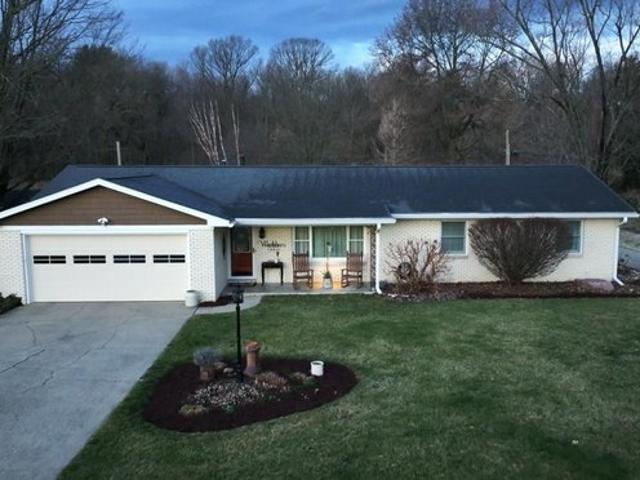 1803 Woodlawn Dr, Washington, IN 47501