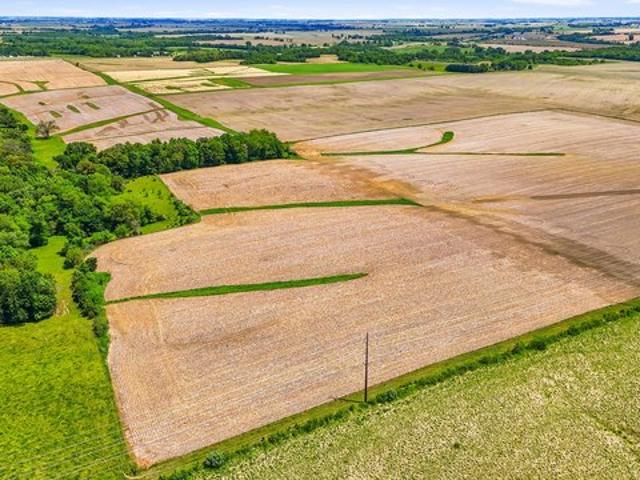 180th St # 2, Muscatine, IA 52761