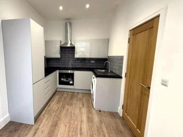 180 182 Earl's Court Road, London, SW5 9RH, United Kingdom | 3 bed apartment for rent #140655386 | Rentberry