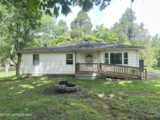 180 Coyote Run Rd, Brandenburg, KY 40108