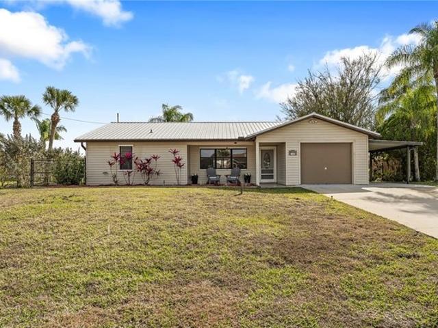 180 Concha Dr, Sebastian, FL 32958