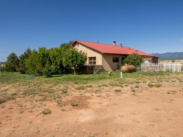 180 Canta Ranas Rd, Mountainair, NM 87036