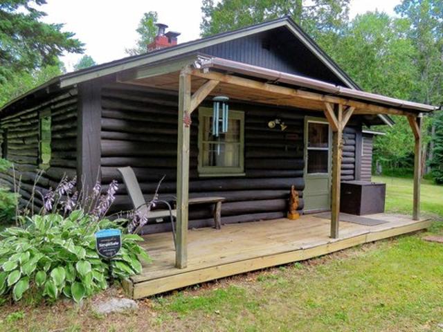 180 Caribou Trl, Lutsen, MN 55612
