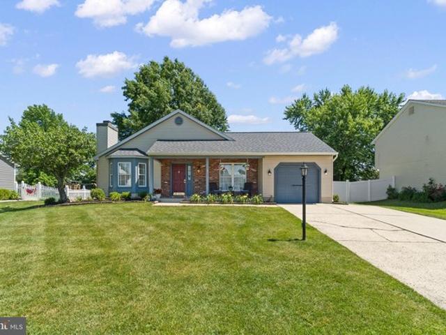 180 Carlton Ave, Marlton, NJ 08053