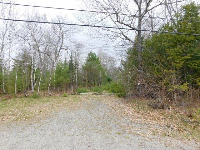 180 Chemo Pond Rd, Eddington, ME 04428