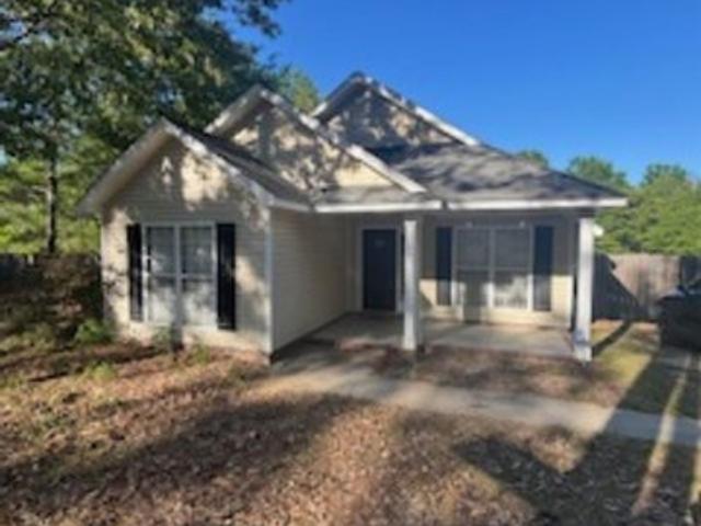 180 Cricket Hill Dr, Lugoff, SC 29078