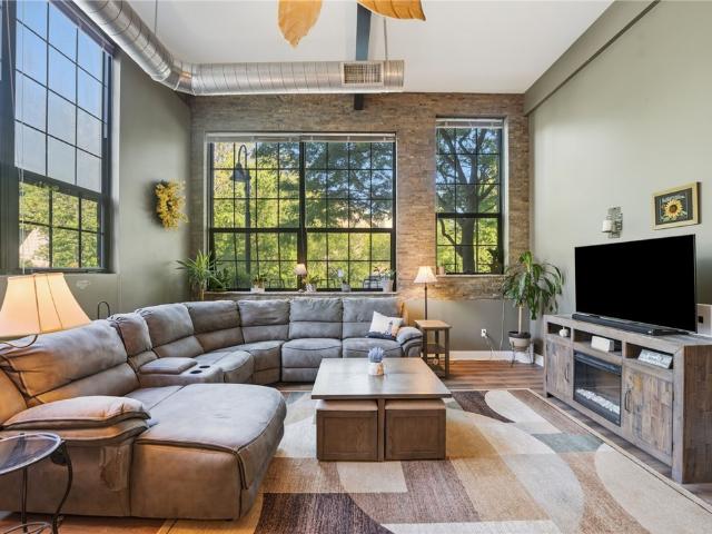 180 Allen Street 101