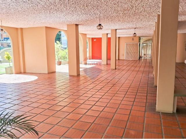 180 Área Útil Apartamento Alugar, 4 Dormitórios localizado em Avenida Presidente Itamar Franco, 1605 Em frente ao Colégio dos Jesuítas São Mateus, Juiz de Fora, Minas Gerais, 36016 321 | Brasil