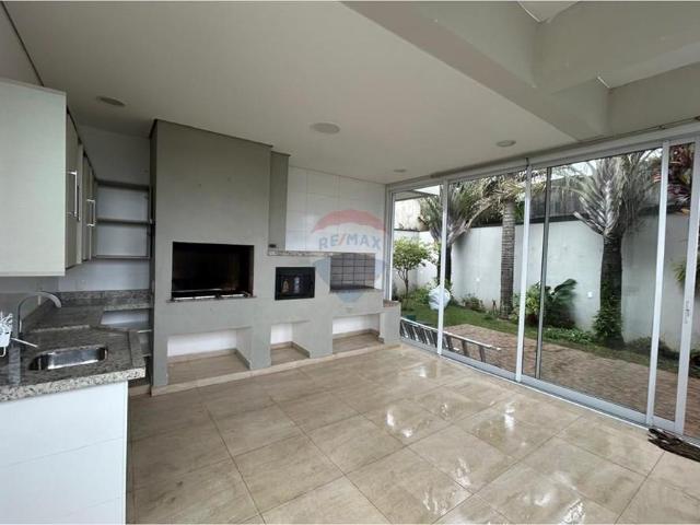 180 Área Útil Casa Alugar, 3 Dormitórios localizado em Aruã, Mogi das Cruzes, São Paulo, 08771910 | Brasil