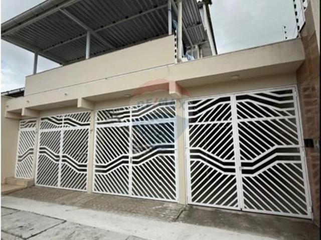 180 Área Útil Casa Alugar, 2 Dormitórios localizado em Garapu, Cabo de Santo Agostinho, Pernambuco, 54517010 | Brasil