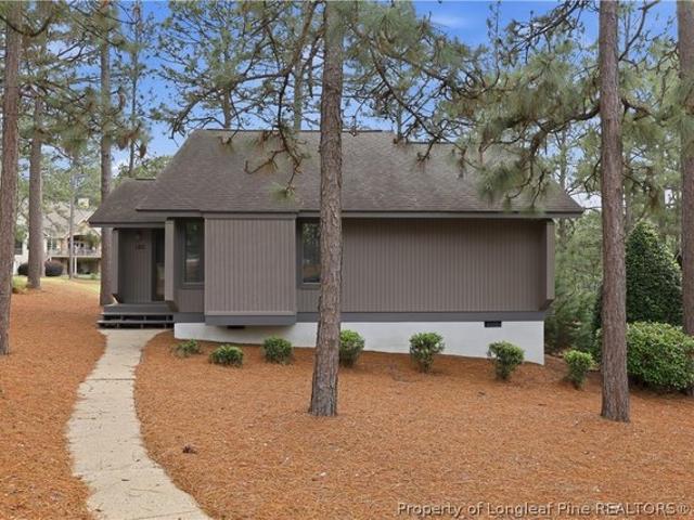 180 Barton Hills Ct, Pinehurst, NC 28374