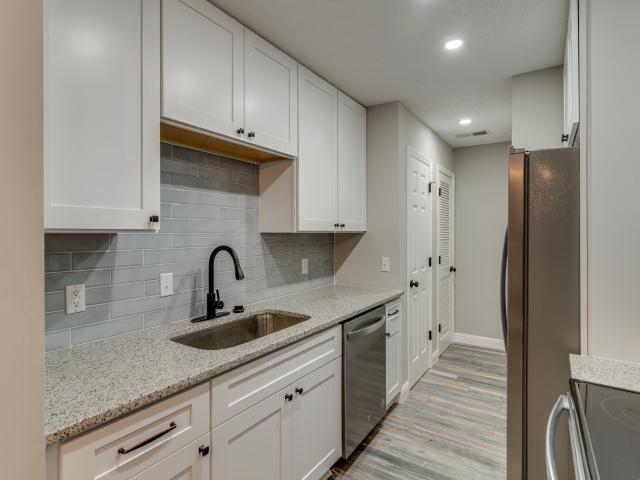 180 Brooke Castle Dr