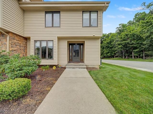 180 Dakota Dr