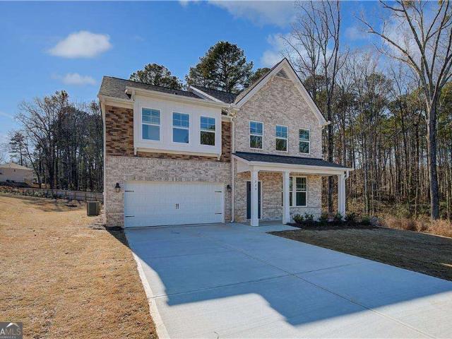 180 Dalston Cove