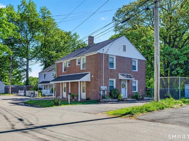 180 Dupont Pl, Bridgeport, CT 06610
