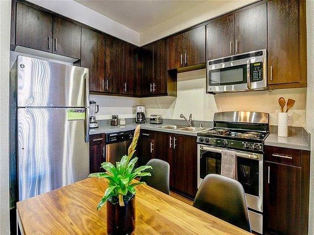 180 E Monterey Ave, Pomona, CA 91767