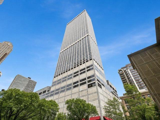 180 E Pearson St Apt 4207, Chicago, IL 60611