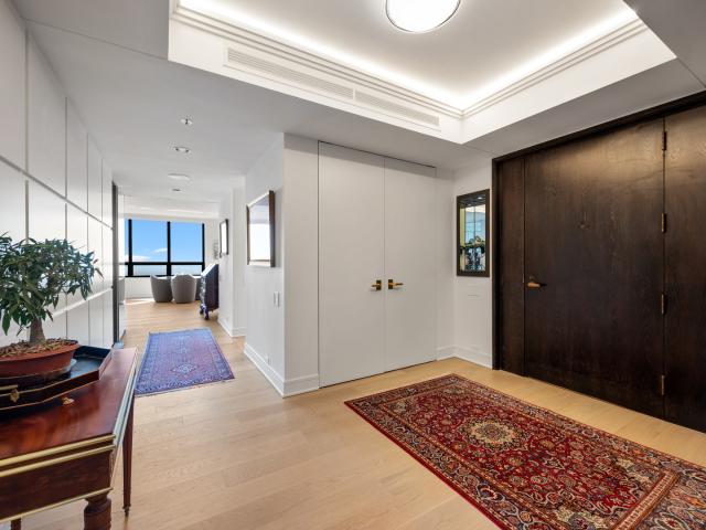 180 e pearson street # 6907