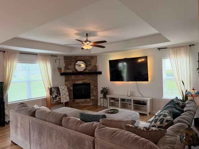 180 Emerald Cir