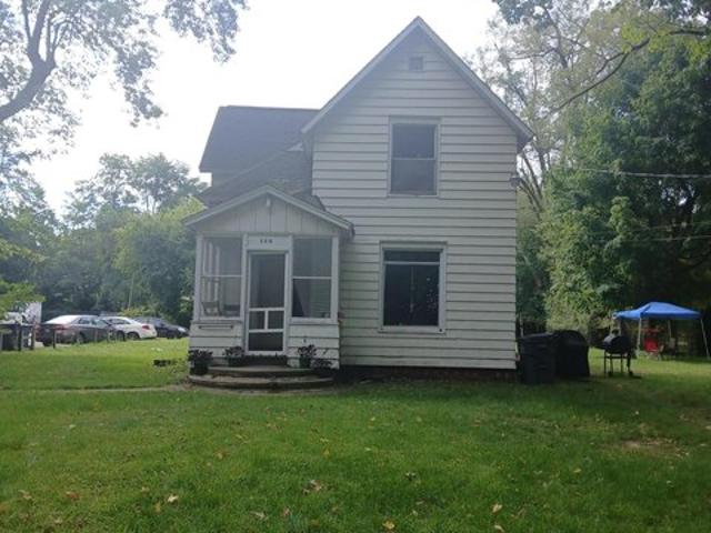 180 Emery Ave, Benton Harbor, MI 49022