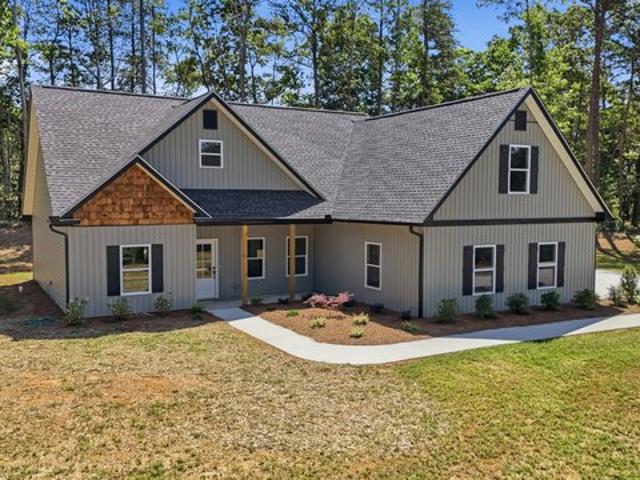 180 Edwards Rd, Clarkesville, GA 30523