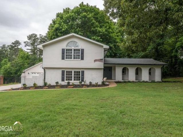 180 Edgewood Dr, Athens, GA 30606