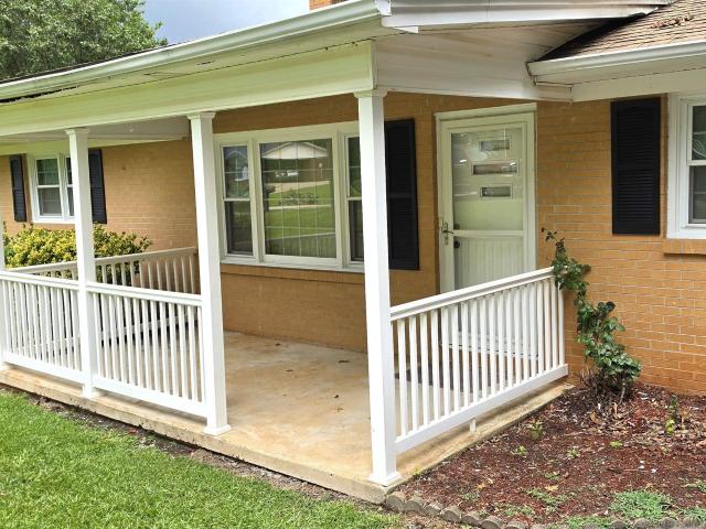 180 Edgewood Drive