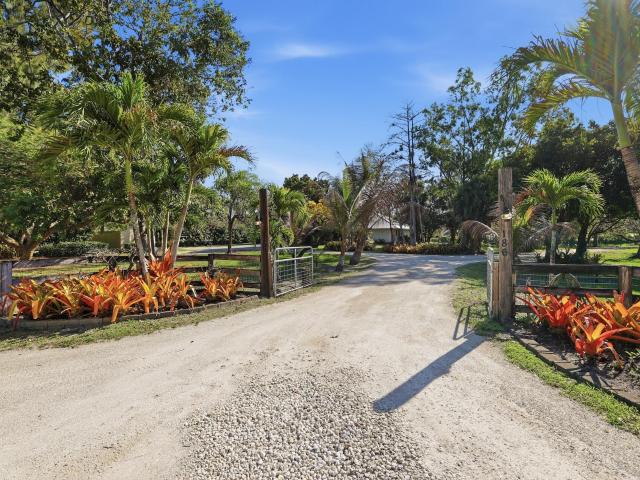 180 Elaine Rd, West Palm Beach, FL 33413 | MLS #B26001 | Compass