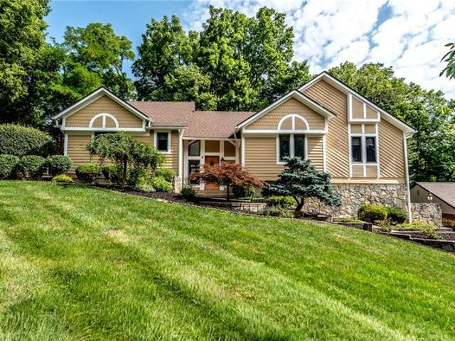 180 Eleanor Dr, Springboro, OH 45066