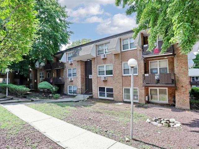 180 Kearsing Pkwy Apt B, Monsey, NY 10952