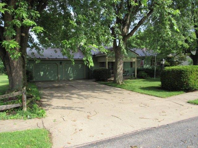 180 King St, Turbotville, PA 17772