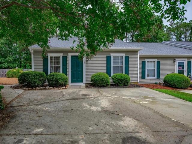 180 Heritage Village Ln, Columbia, SC 29212