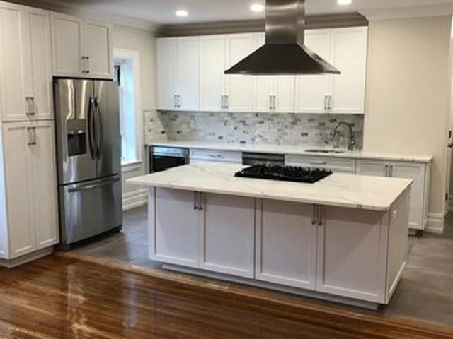 180 Hilton Ave, Hempstead, NY 11550