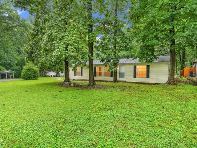 180 Ivy Ct, Cloverdale, IN 46120